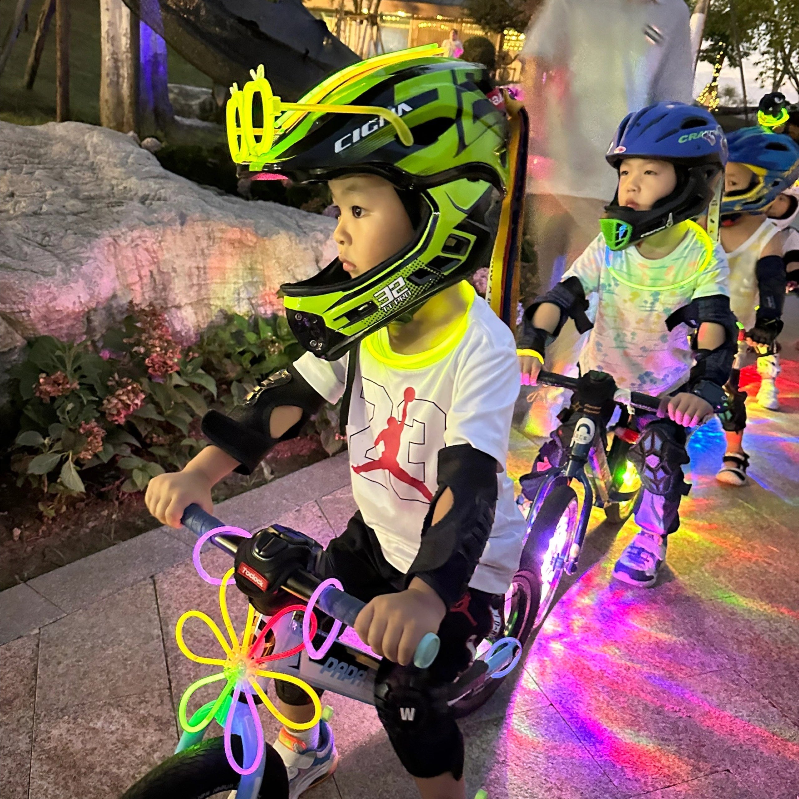 Mũ bảo hiểm fullface cho bé Cigna TT32 Pro siêu nhẹ – Kidsmove | Thế giới đồ trẻ em nhập khẩu ...